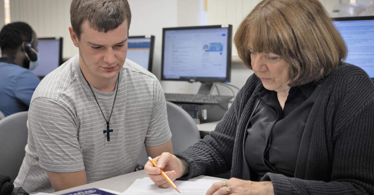 LLCC awarded $400,000 student transition grant | Lincoln Land Community ...